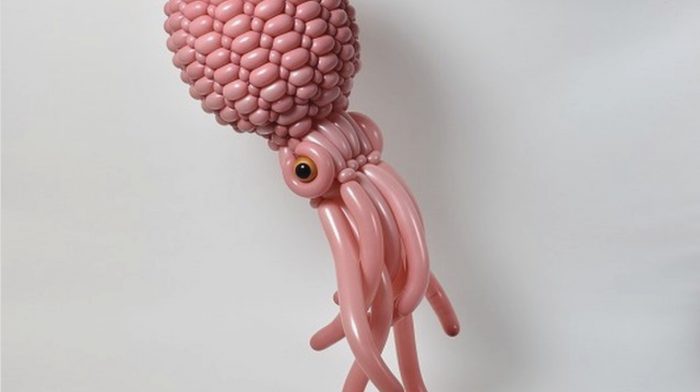 Amazing balloon animals - Embassy Creative